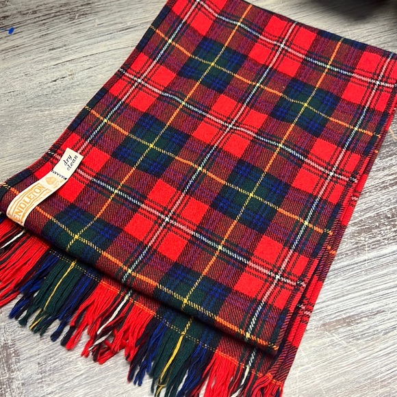 Pendleton | Accessories | Vintage Pendleton Virgin Wool Tartan Plaid Scarf Excellent Condition ...